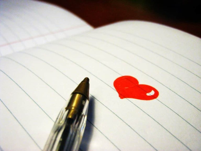 LOVE SPELL WRITE NAME ON PAPER : Easy steps